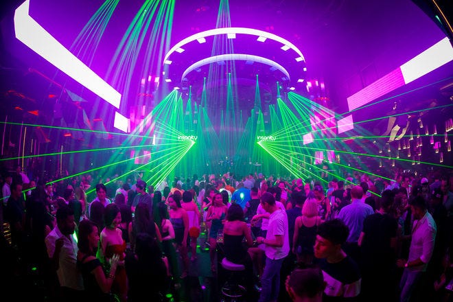 6 Best NightClubs in Bangkok to Have a Crazy Night - Dimaak